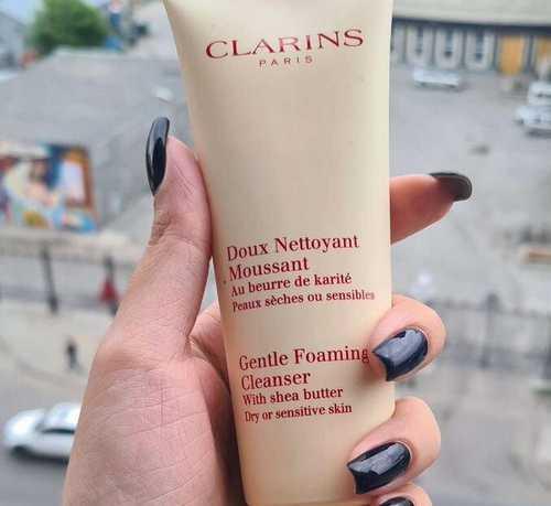 Clarins Очищающий крем для лица с маслом карите