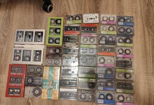 Аудио кассеты 52 штуки