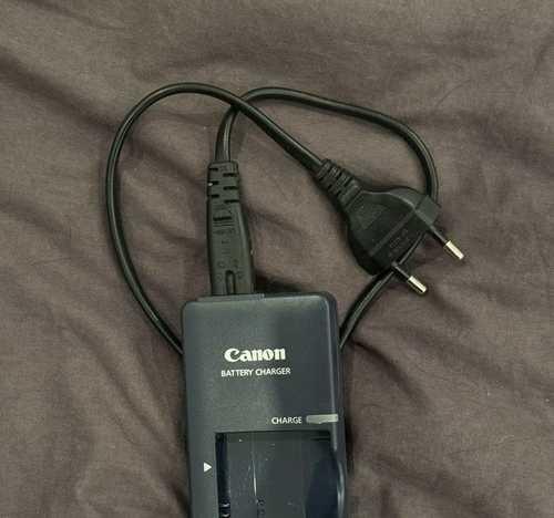 Зарядное устройство Canon Battery CB-2LVE Charger