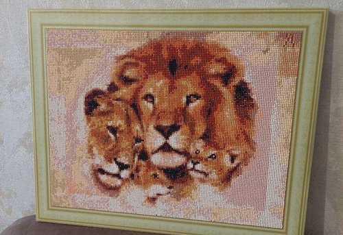 Картины из страз: семья львов; Пегасы
