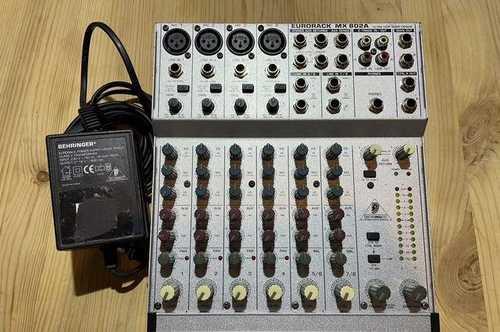 Микшерный пульт Behringer MX802a