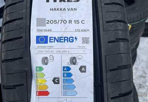 Nokian Tyres Hakka Van 205/70 R15 106R