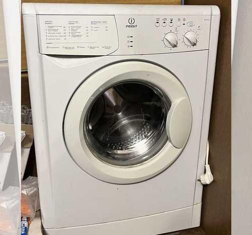 Стиральная машина Indesit wiun103