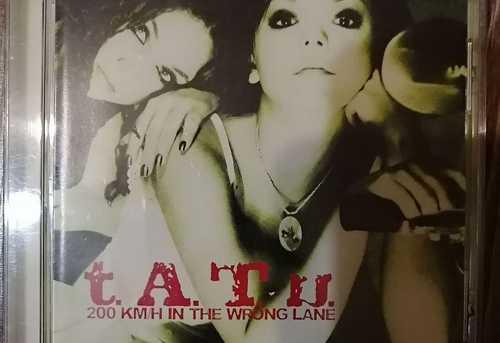 CD tatu 200 km/h in the wrong lane Япония