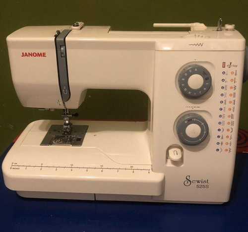 Швейная машинка janome 525S