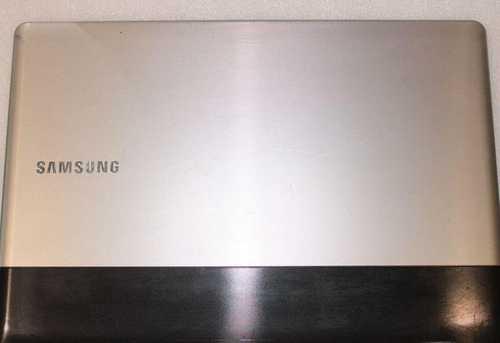 Samsung NP300E4A Крышка матрицы