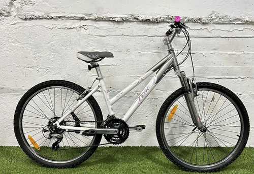 Trek 3700