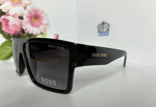 Солнцезащитные очки Hugo Boss black gold