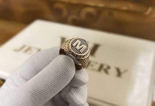 Золотой Перстень с буквой М 17г. от ювелира