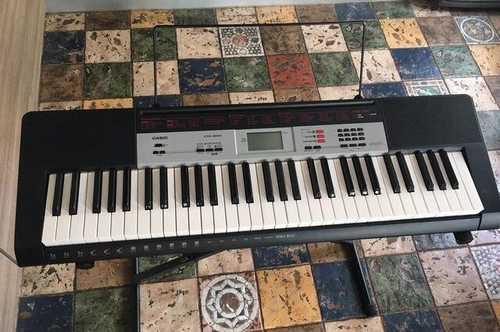 Синтезатор casio ctk 1500 на 5 октав, подставка