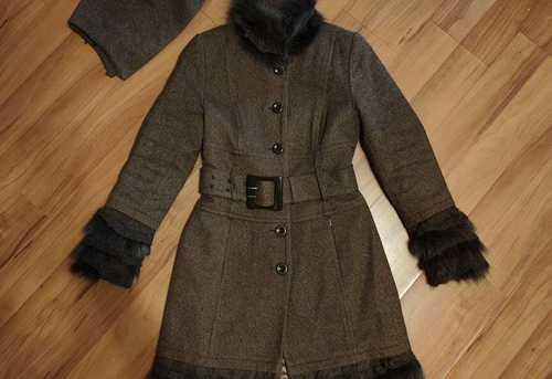 Пальто зимнее с мехом 42-44