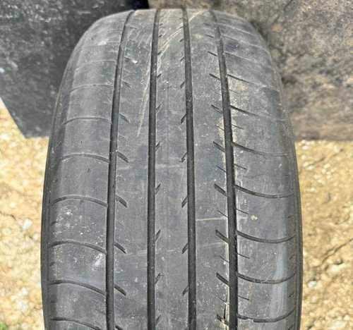 Yokohama BluEarth E70BZ 215/55 R17 94V