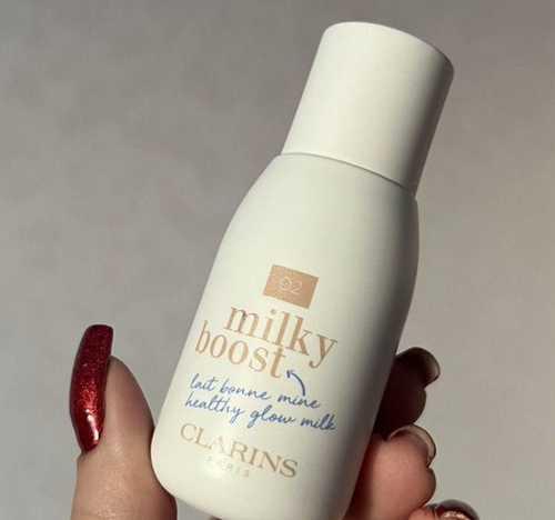 Оттеночный флюид Clarins Milky Boost