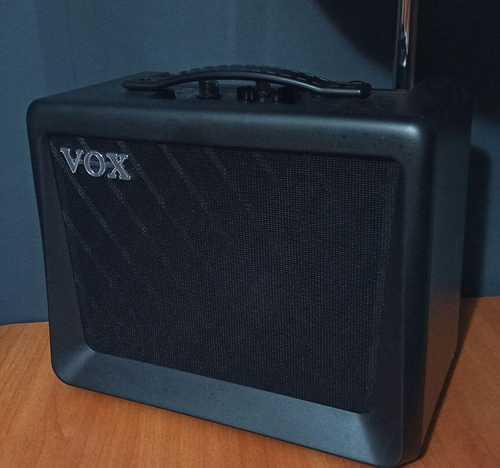 Гитарный комбоусилитель Vox VX15-GT