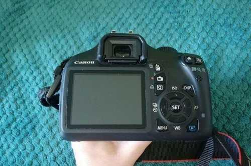 Зеркальный фотоаппарат canon1100d EF-S18-55lll kit
