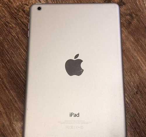 iPad mini 3 cellular 12гб 7.9" серебристый