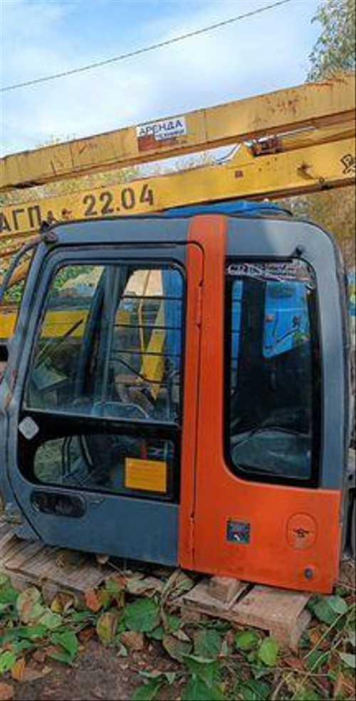 Кабина от экскаватора Hitachi zx 330/1