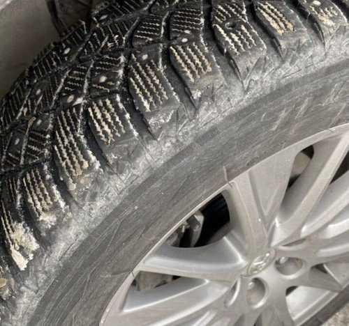 Nitto Therma Spike 245/55 R19 103T