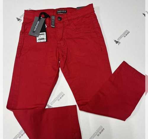 Джинсы брюки для девочки красные Sarananda 104