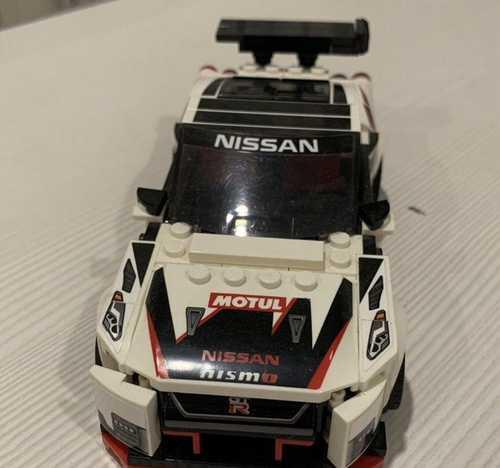 Lego speed champions nissan GTR