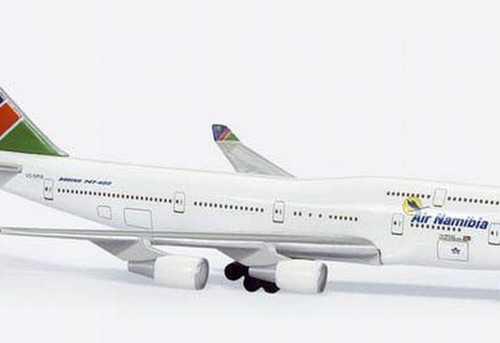 512114 Самолет Boeing 747-400 Air Namibia 1:500