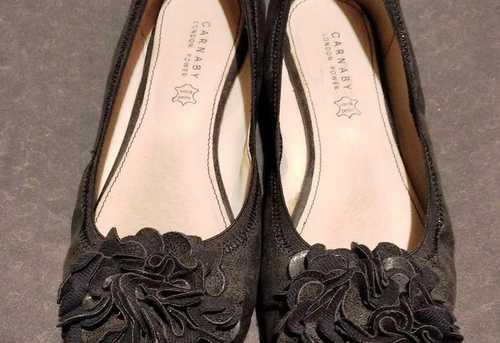 Туфли женские Carnaby 38 (24,5 см) новые