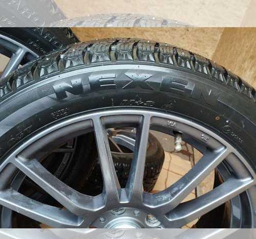 Nexen Winguard WinSpike 215/50 R17