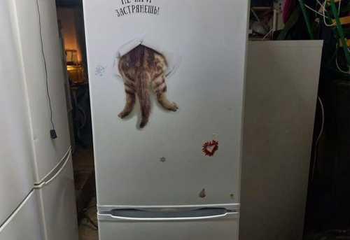 Холодильник indesit. Доставка