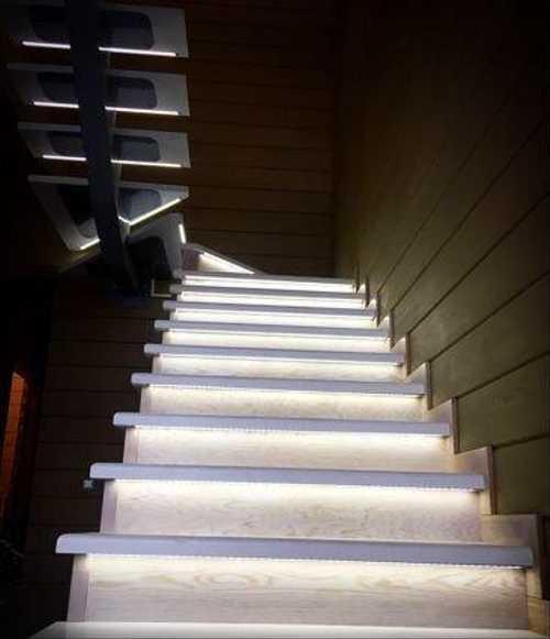 Подсветка лестницы. Контроллер управления
