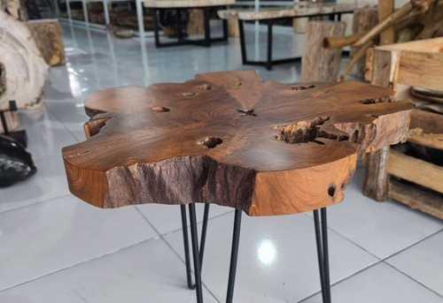 Журнальный стол из тика Бали деревянный