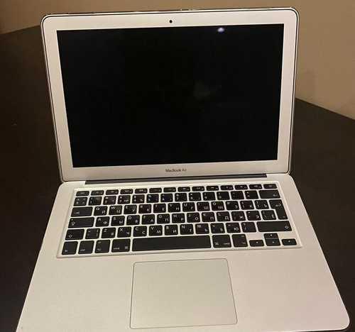 Apple macbook air 13 (2011)