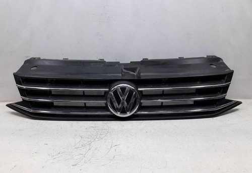 Решетка радиатора Volkswagen Polo MK5 2015