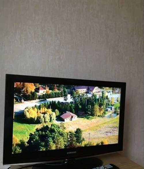 Samsung le32c450e1w цифра DVB-C 81 сантиметр