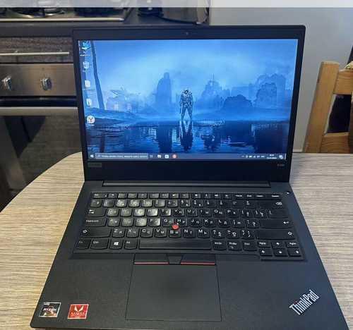 Lenovo ThinkPad e495 Ryzen 5 3500U/озу12Гб/SSD