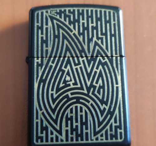 Зажигалка бензиновая zippo