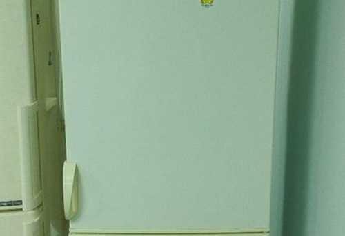 Холодильник бу snaige 1.90м
