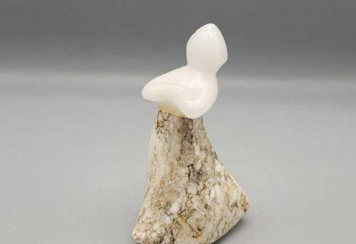 Статуэтка камень Кварц Мрамор Девушка в платочке