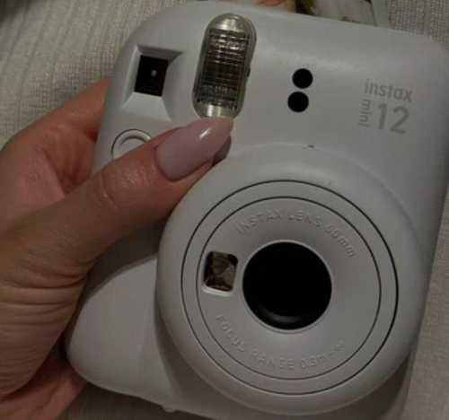 Пленочный фотоаппарат instax mini 12