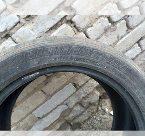 Bridgestone Potenza RE050A 215/50 R17