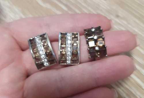 Серебряные серьги и кольцо