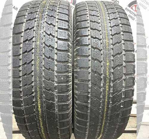 Toyo Observe GSi-5 235/75 R16 108M