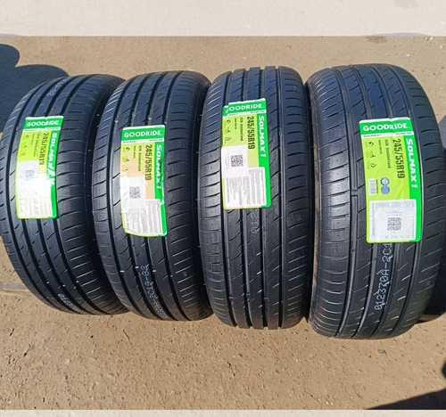 Goodride Solmax 1 245/55 R19