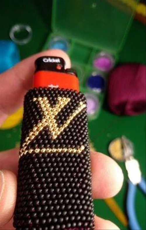 Чехол из бисера louis vuitton