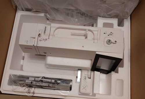 Вышивальная машина Janome Memory Craft 550E