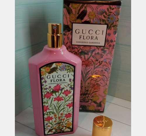 Женский парфюм Gucci Flora Gorgeous Gardenia