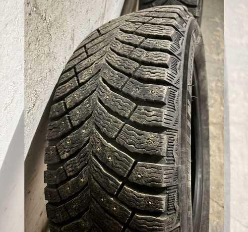 Michelin X-Ice North 4 SUV 215/60 R17 40