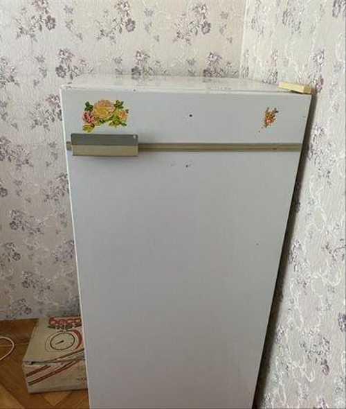 Продам холодильник Бирюса-3 б/у