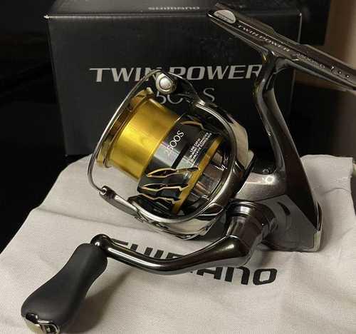 Катушка Shimano 20 twin power 2500s