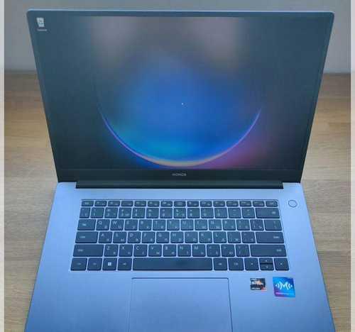 Honor MagicBook 15 ryzen 7 5700u