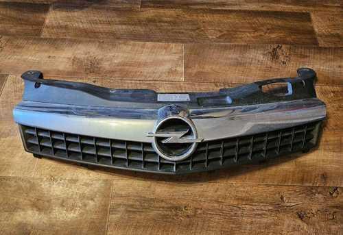 Решётка радиатора Opel Astra H Оригинальная (герм)